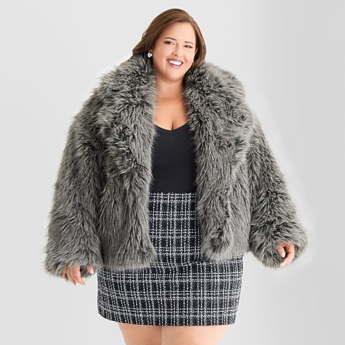 Click here for Ashley Graham Womens Plus Faux Fur Midweight Cropp... prices