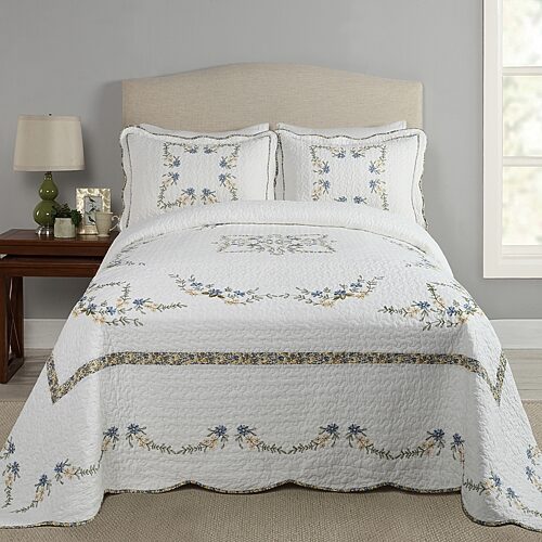 Click here for Modern Heirloom Heather Bedspread  One Size  White prices