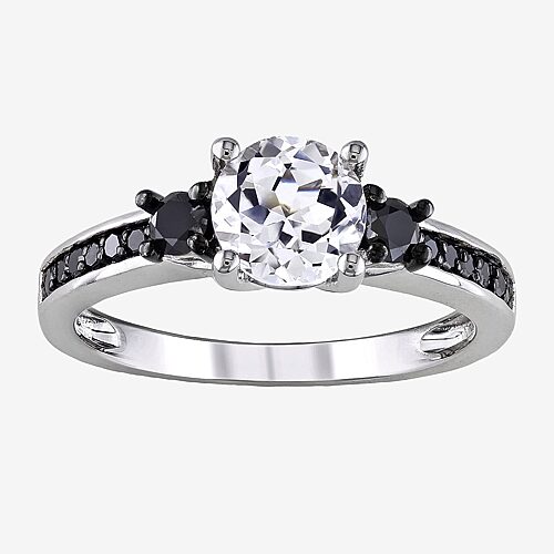Click here for 1/3 CT. T.W. Color-Enhanced Black Diamond & Lab-Cr... prices