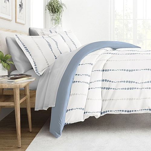 Click here for ienjoy Home Bedding Bundle Patterned 8-Piece Comfo... prices