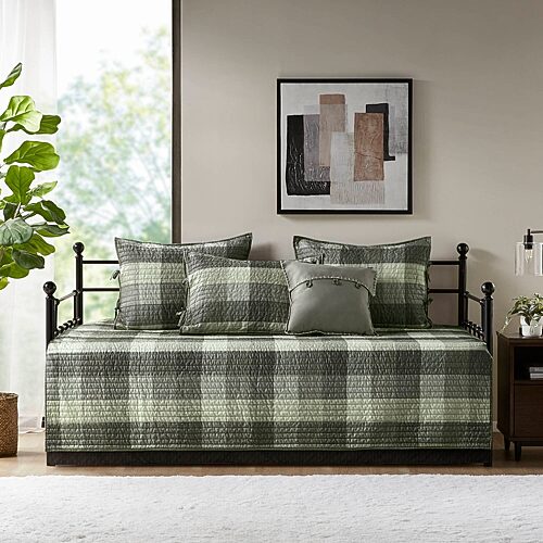 Click here for Madison Park Ridge Herringbone Quilt Sets prices