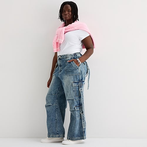 Click here for Forever 21 Womens Juniors Plus Low Rise Loose Fit... prices