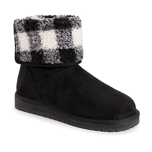 Click here for Muk Luks Womens Clover Flat Heel Winter Boots  8 M... prices
