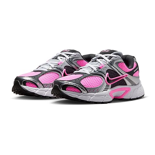 Click here for Nike V5 RNR Womens Sneakers  6 1/2 Medium  Pink prices