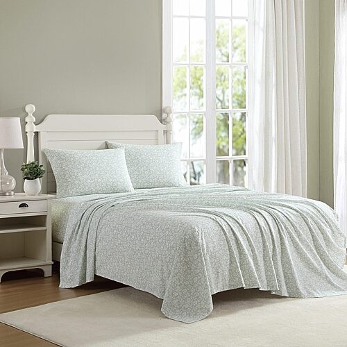 Click here for Laura Ashley(R) Heirloom Ditzy Percale Sheet Set prices
