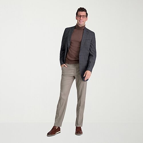 Click here for Haggar JMH Mens Comfort Waistband Straight Fit Dre... prices