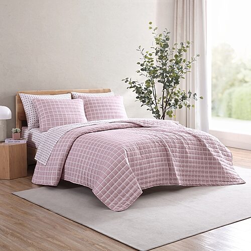 Click here for City Scene Woven Reversible Grid Microfiber 3pc. Q... prices