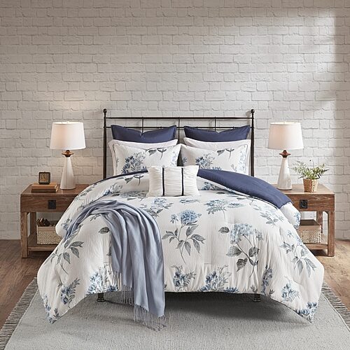 Click here for Madison Park Zennia Seersucker 7-Pc. Comforter Set... prices