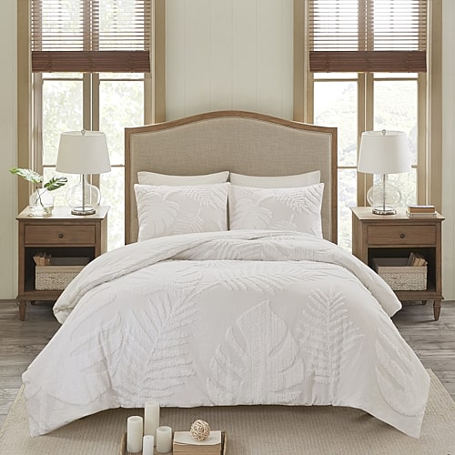 Madison Park Bahari Palm Tufted Comforter Sets
