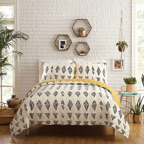 Click here for Makers Collective Prosperity 3-Pc. Quilt Set  Full... prices