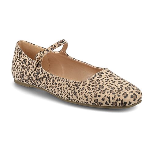 Click here for Journee Collection Womens Carrie Square Toe Mary J... prices