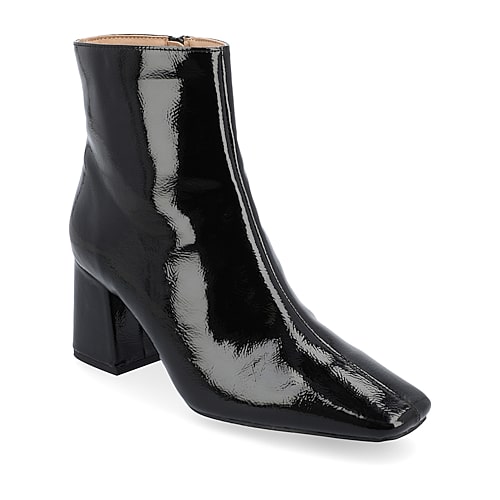 Click here for Journee Collection Womens Haylinn Block Heel Booti... prices