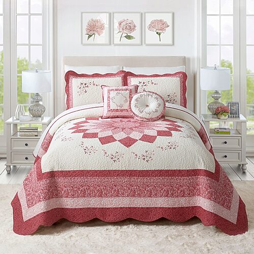 Modern Heirloom Caroline Bedspread  One Size  Red