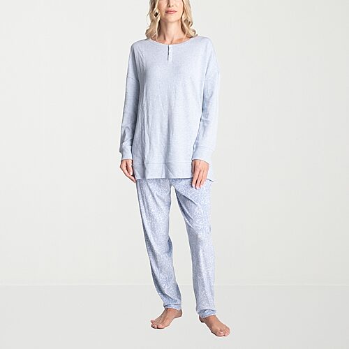 Click here for Hanes Womens Long Sleeve 2-pc. Pajama Set  Medium... prices