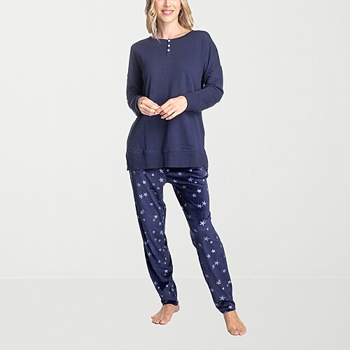Click here for Hanes Womens Long Sleeve 2-pc. Pajama Set  X-large... prices