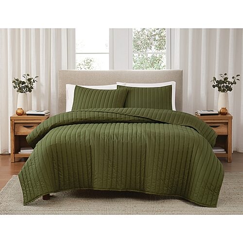 Click here for Brooklyn Loom Solid Cotton Percale 3pc. Quilt Set prices