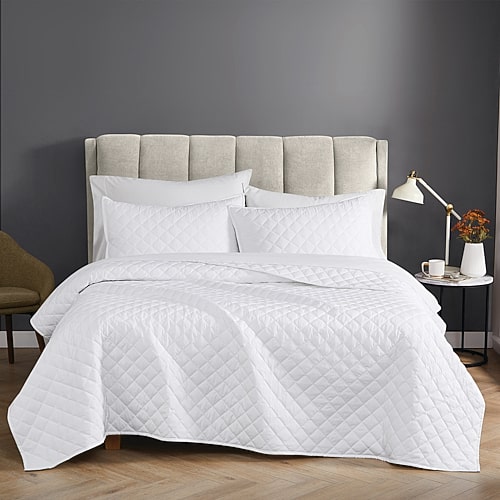 Click here for Cannon Solid Percale 3pc. Quilt Set prices