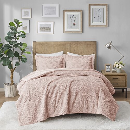 Click here for Madison Park Arya Embroidered Medallion Faux Fur 3... prices