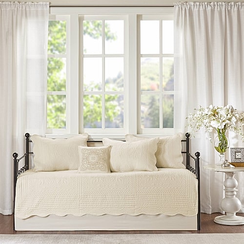 Click here for Madison Park Tuscany 6-Pc. Quilt Set  Daybed - Ivo... prices