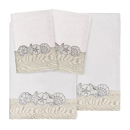 Click here for Linum Home Textiles Shell Row 4-pc. Bath Towel Set... prices