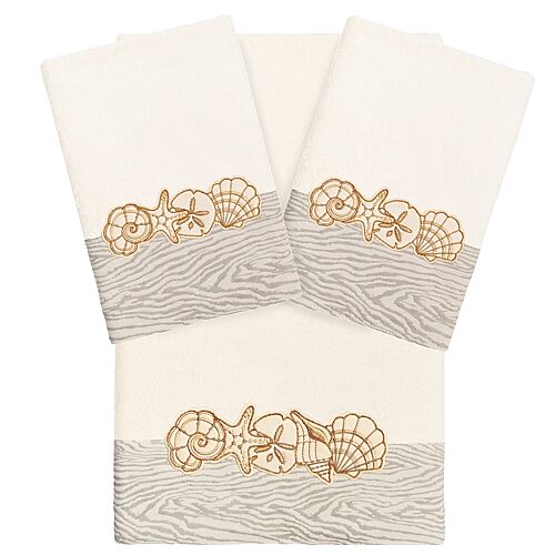 Click here for Linum Home Textiles Shell Row 3-pc. Bath Towel Set... prices