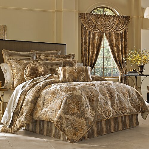 Click here for J Queen New York Bradshaw 4-Pc. Comforter Set  Que... prices