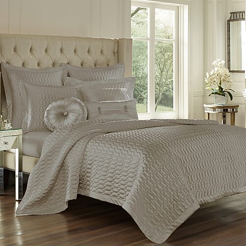 Click here for J Queen New York Satinique Quilted Quilt  Full/Que... prices