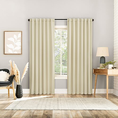 Click here for Aria Magnetic Closure Theater Grade 100 Blackout B... prices