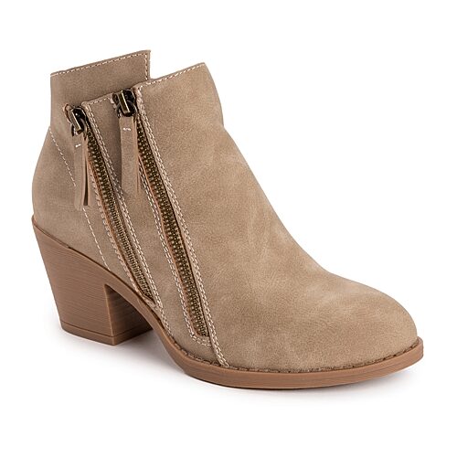 Click here for Muk Luks Womens Yellowstone Yardley Boot - Taupe prices