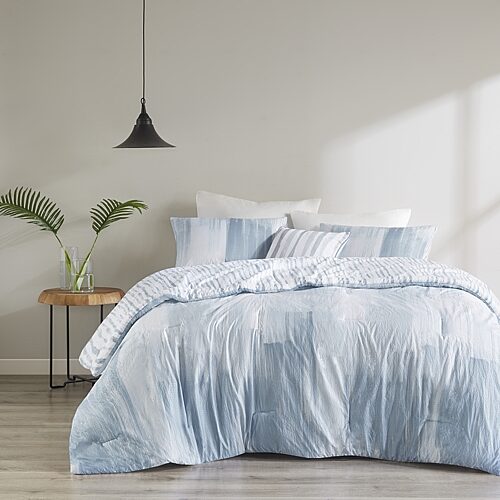 Click here for Natori Brush Stroke Oversized Reversible Seersucke... prices