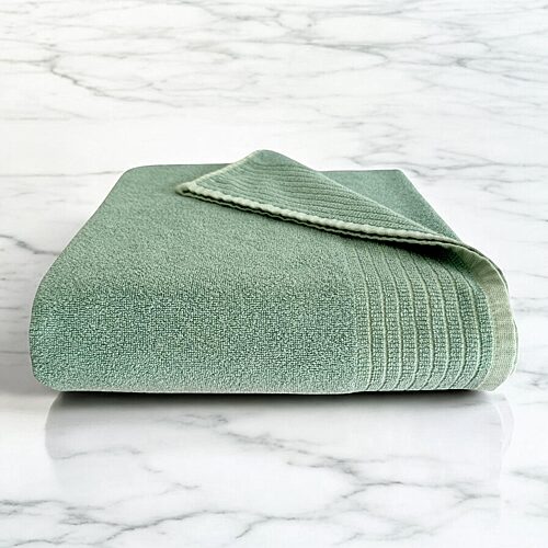 Click here for Bedvoyage Bath Towel  One Size  Green prices