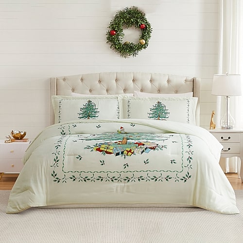Click here for Spode(R) Christmas Tree 3pc. Comforter Set prices