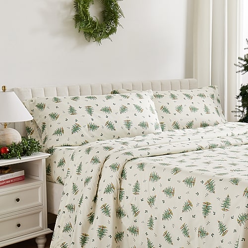 Click here for Spode(R) Christmas Tree Sheet Set prices