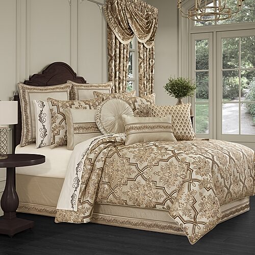 Click here for J Queen New York Gold Coast 4-Pc. Comforter Set  Q... prices