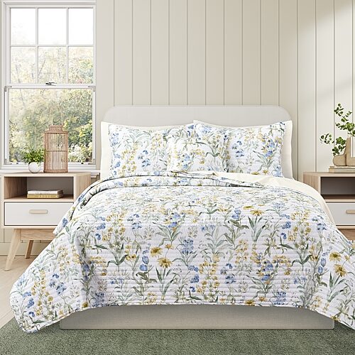 Click here for J By J Queen Bold Tallulah Quilt Sets prices