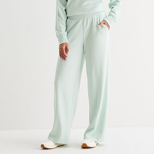 Click here for Xersion Scuba Luxe Womens Straight Mid Rise Active... prices