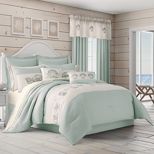 Click here for Royal Court Waters Edge 4pc. Reversible Comforter... prices