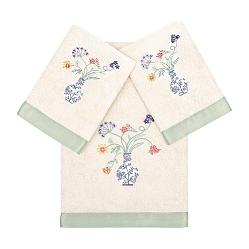 Click here for Linum Home Textiles Stella Embellished 3-pc. Bath... prices