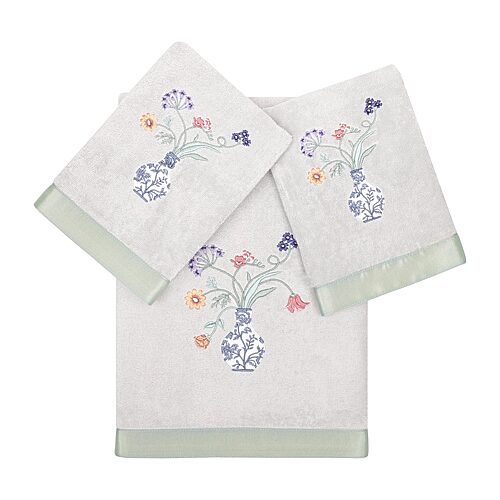 Click here for Linum Home Turkish Cotton Stella Embellished 3-Pc.... prices