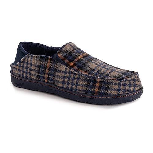 Click here for Muk Luks Mens Owen Full Fit Slipper - Navy plaid prices