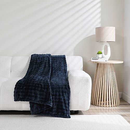 Click here for salon de maison Bowie Lightweight Throw  One Size... prices