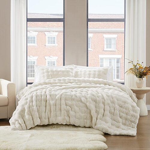 Click here for Brooklyn Loom Bubble Faux Fur 3pc. Comforter Set prices