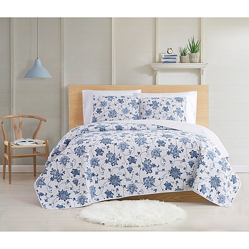 Click here for Cottage Classics Estate Bloom 2-Pc. Quilt Set  Twi... prices