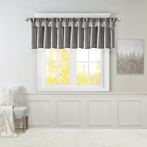 Click here for Madison Park Natalie 50W X 26L Lightweight Twisted... prices