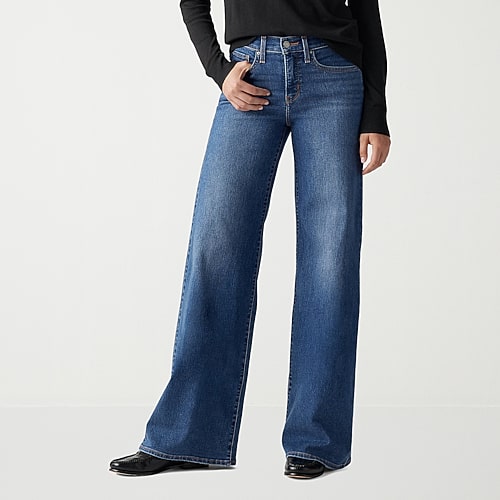 Click here for Levis Womens 318 Shaping Stellar-Stretch Wide-Leg... prices