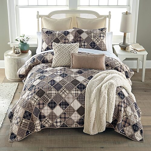 Click here for Donna Sharp Driftwood 3-pc. Hypoallergenic Quilt S... prices
