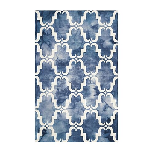 Click here for Safavieh Dip Dye Collection Wendell Geometric Area... prices