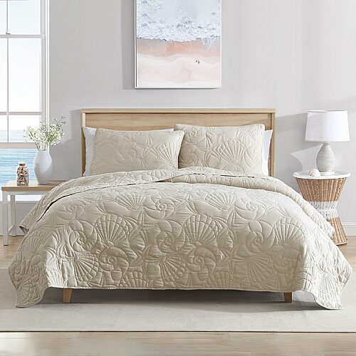 Click here for Carribbean Joe Shell Outline 3-Piece Quilt Set  Ki... prices