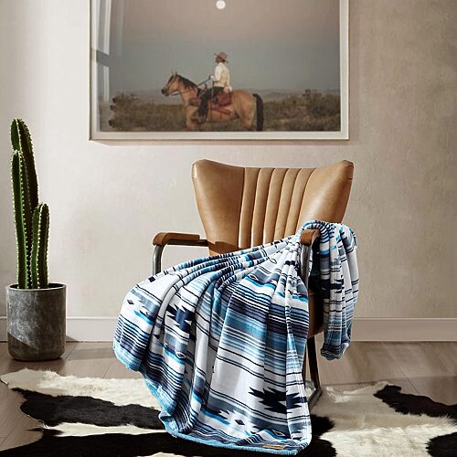 Click here for Wrangler Coyote Sands Ultra Soft Plush Throw prices