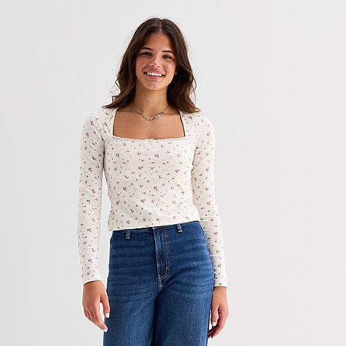 Click here for Arizona Womens Juniors Square Neck Long Sleeve Lay... prices